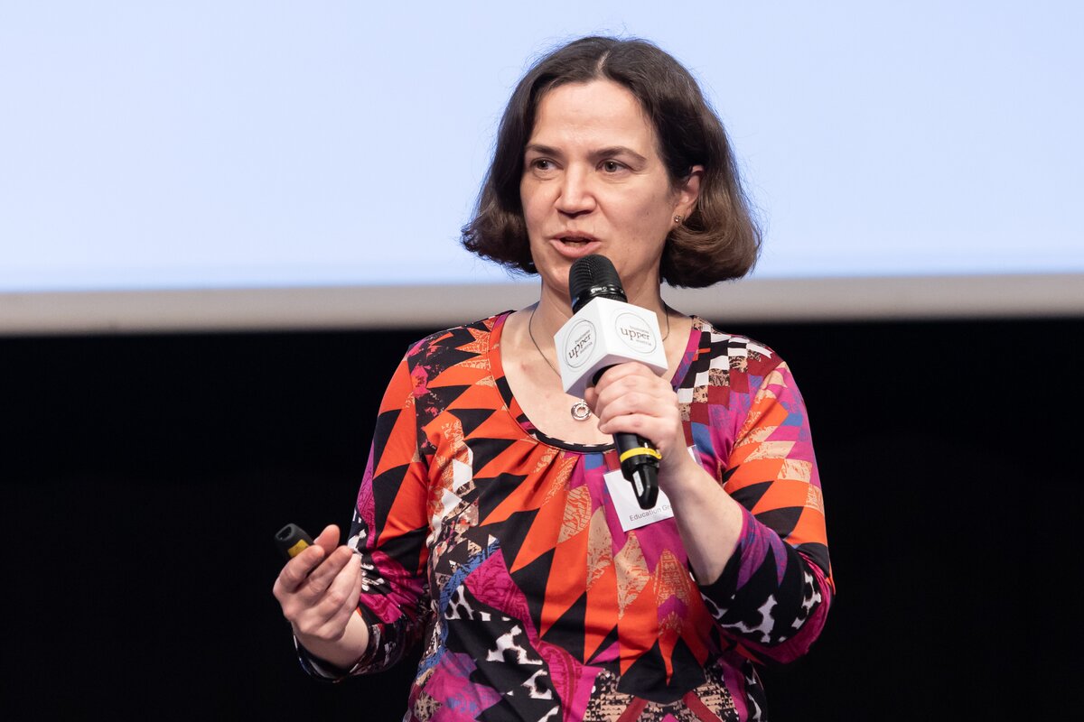 Virtuelle Realität revolutioniert die Pflegeausbildung - Edugroup